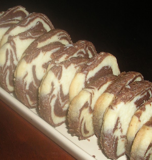 Crispy Butter Cookies with Choco Stripes from "Cooking with Yiddishe ...